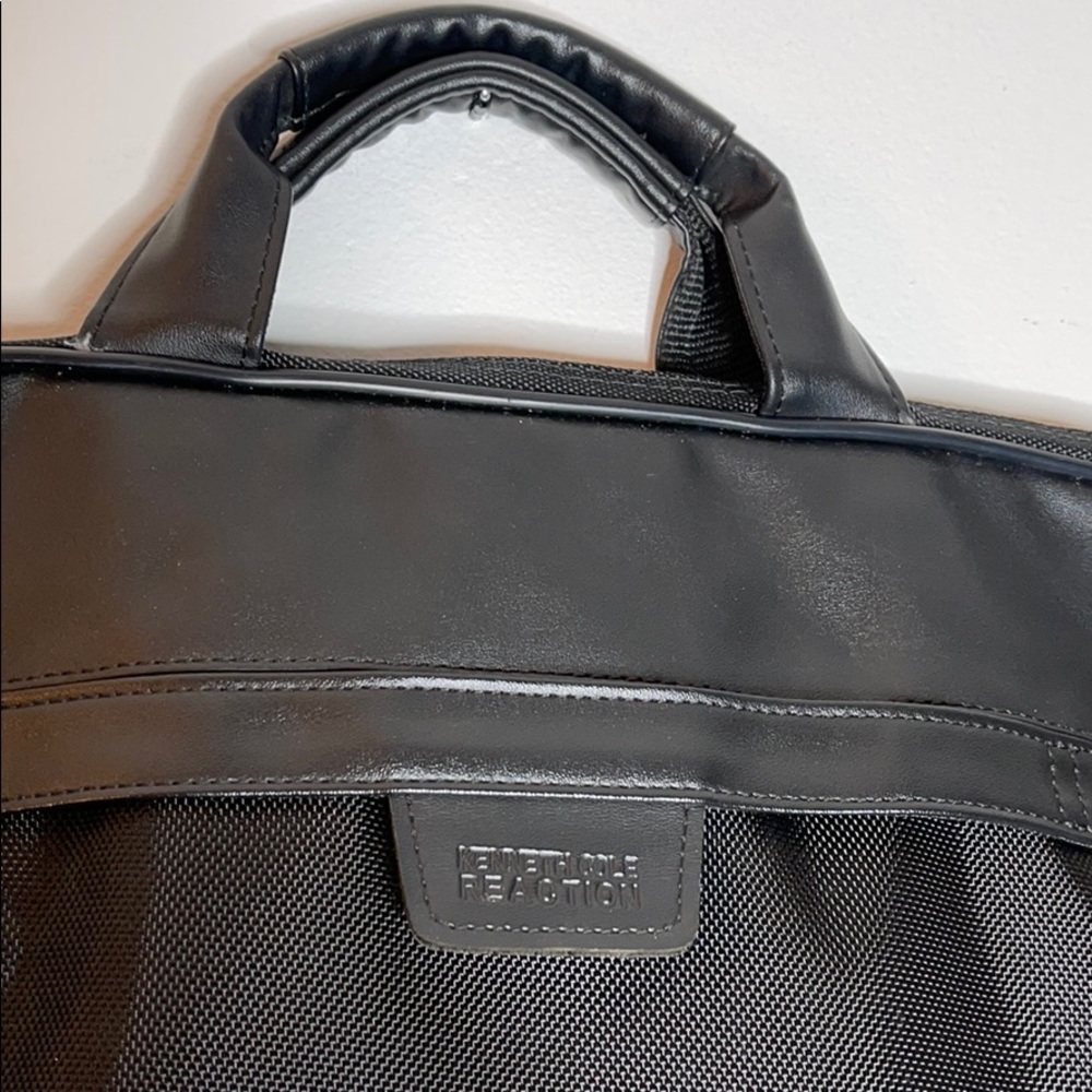 Kenneth Cole Reaction Laptop/Messenger Bag - Gem